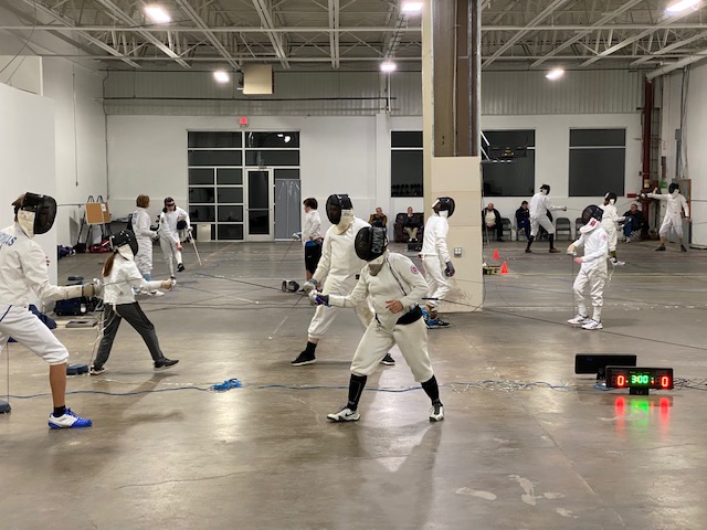 Great Turnout for Intermediate Epee! – Indianapolis Fencing Club